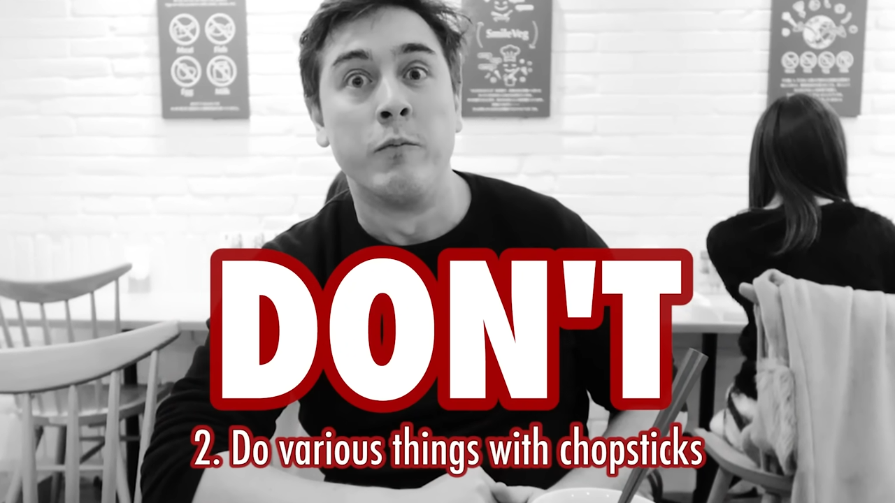Do various things with chopsticks - KNOWING JAPAN